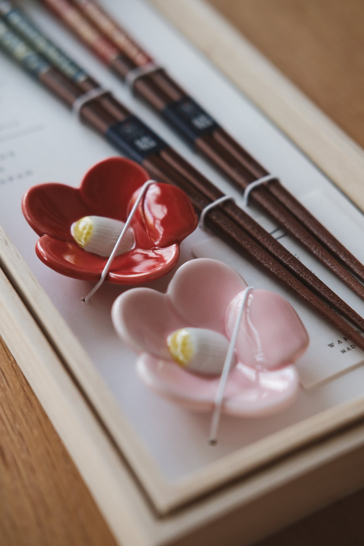 Japanese Chopsitck Gift Set - Camelia – Yochi Cups